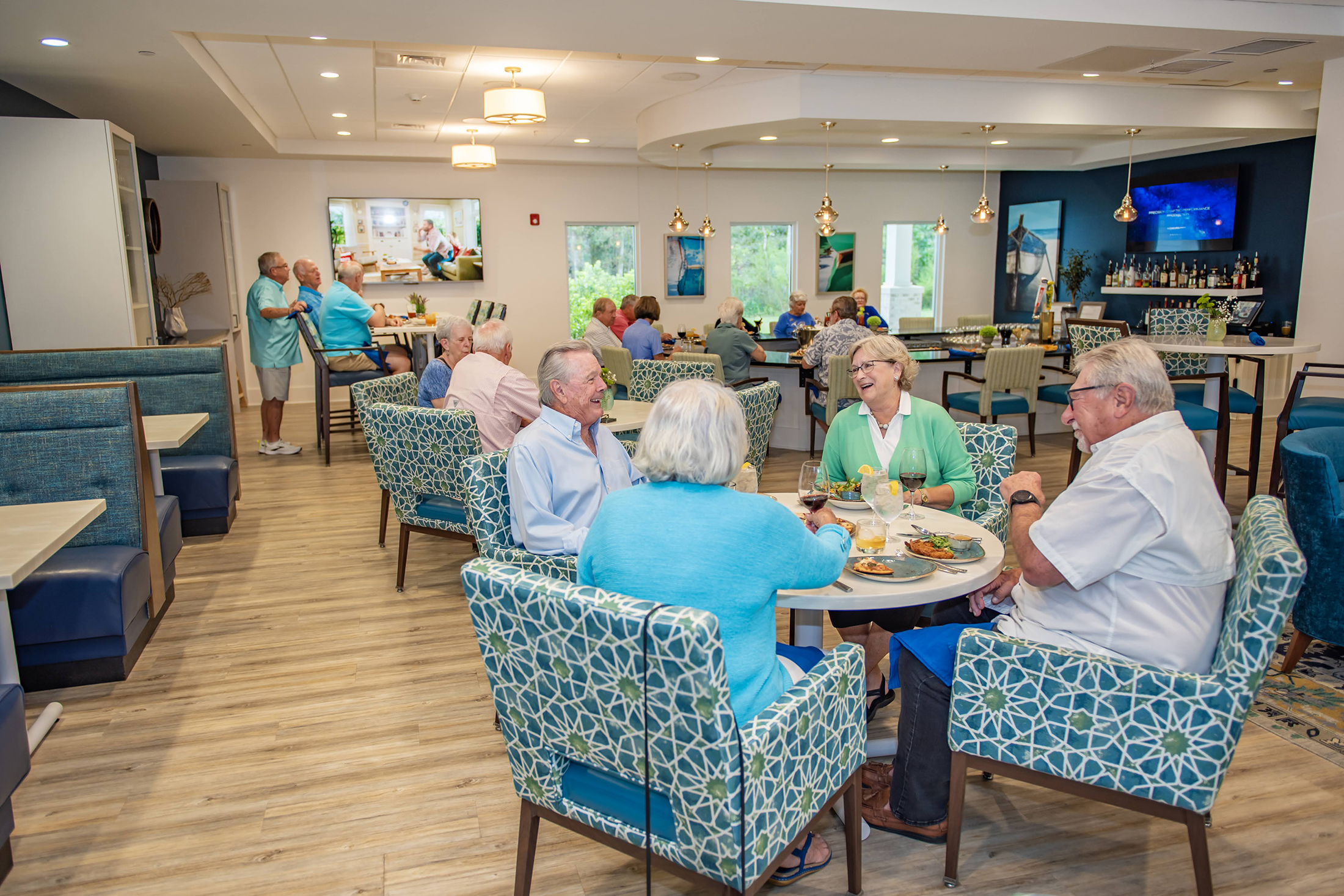 The Benefits of Living in a Retirement Community - Trinity Landing
